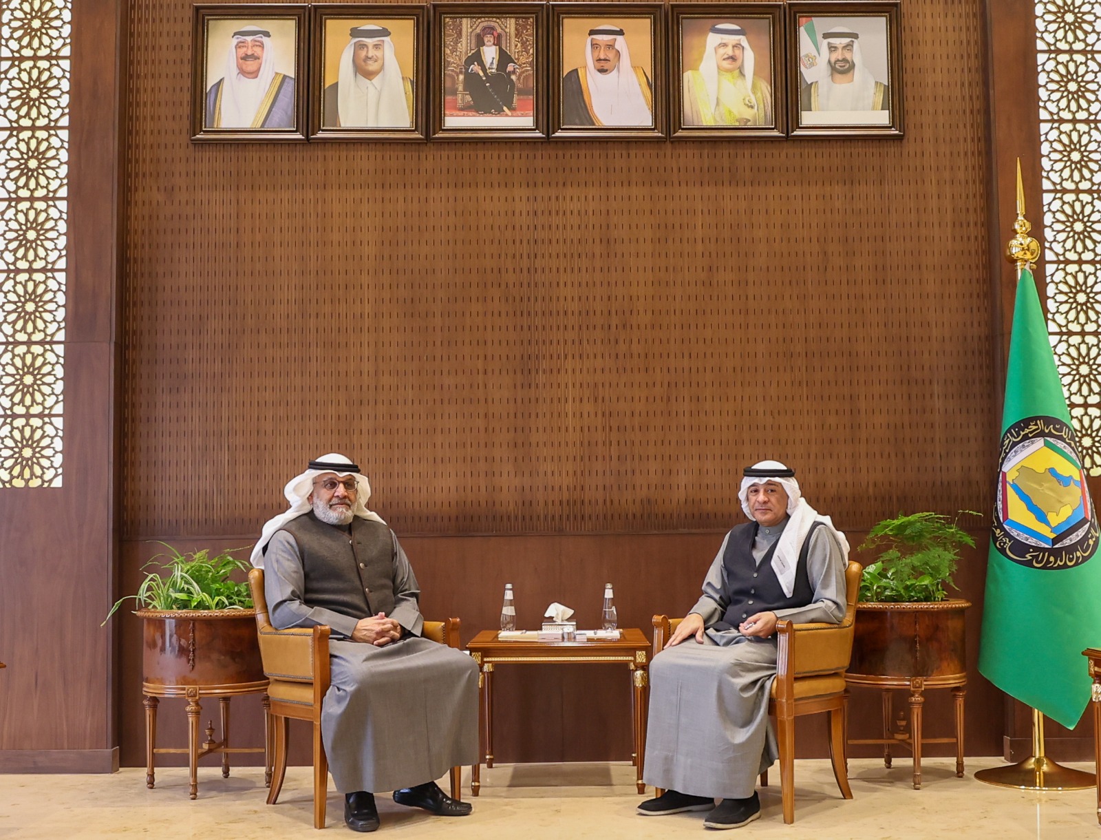 HE GCCSG Receives the Executive Director of the World Bank Group and ...