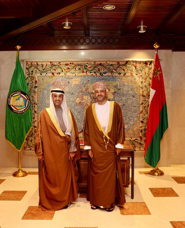 During his Visit to the Sultanate of Oman: GCC Secretary General Meets ...